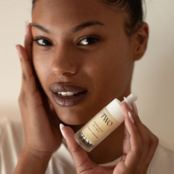 Two Poles Cosmetics | Comprar en Perfumería Júlia