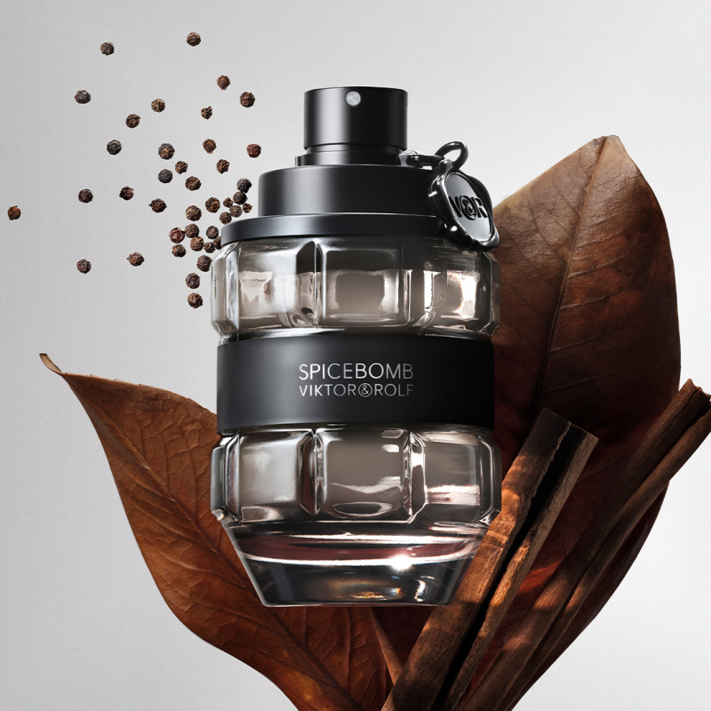 SET SPICEBOMB EAU DE TOILETTE de Viktor Rolf