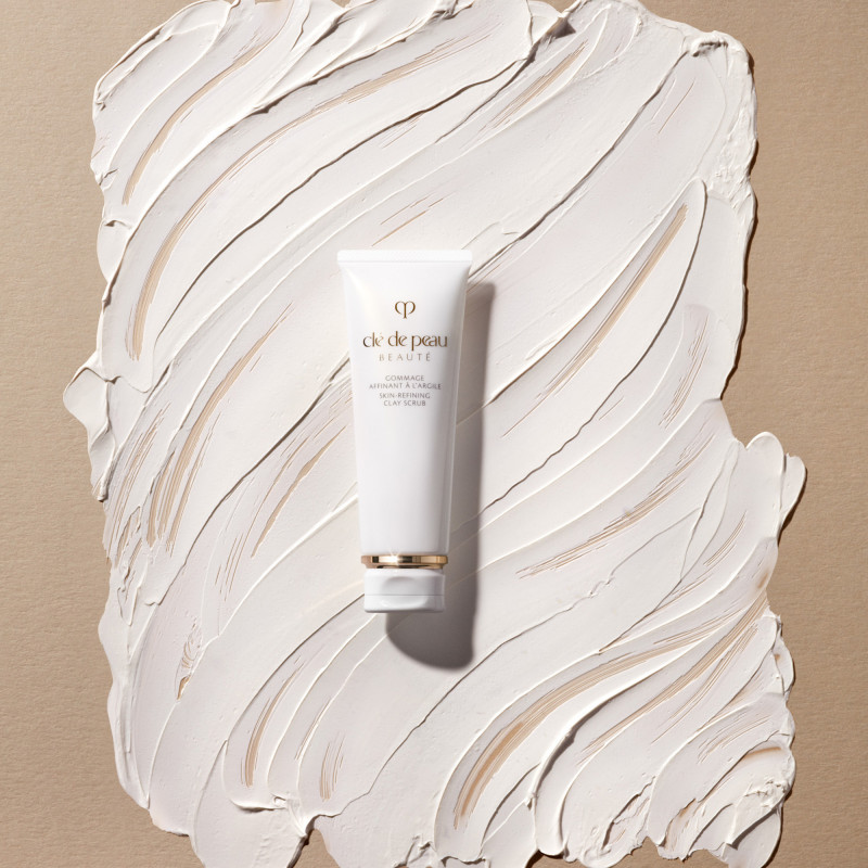 SALEABLE SKIN REFINING CLAY SCRUB 90 ML de Clé De Peau Beauté